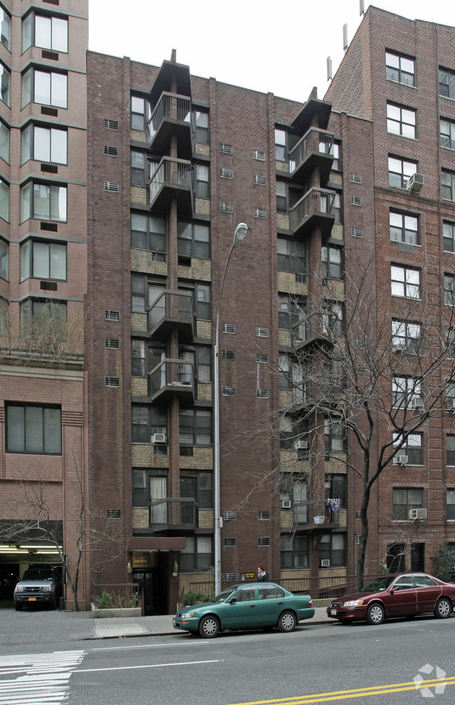 Hunter housing expands in both amenities and price – The Athenian